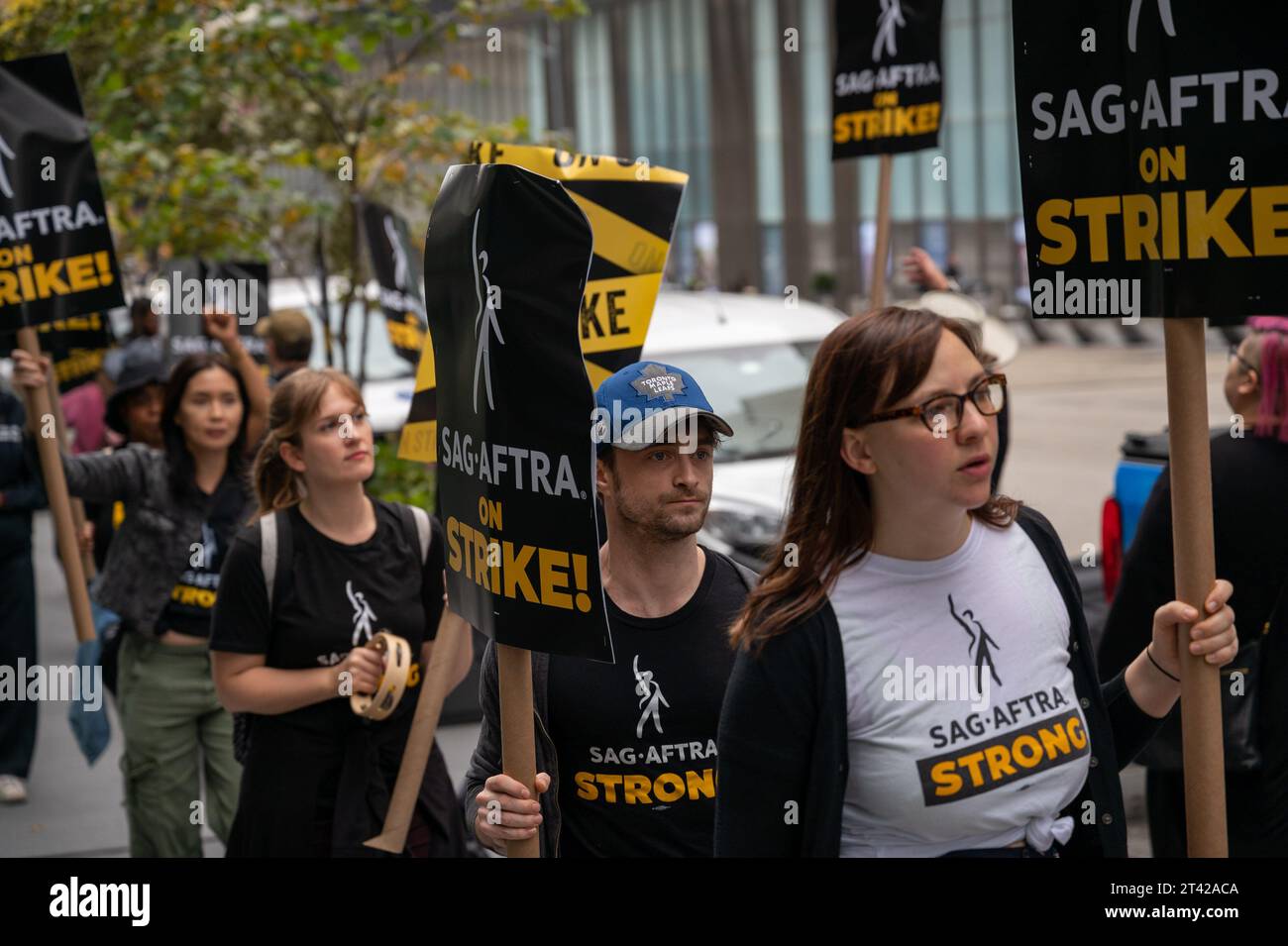 New York, USA. 27th Oct, 2023. Actor Daniel Radcliffe joins fellow ...