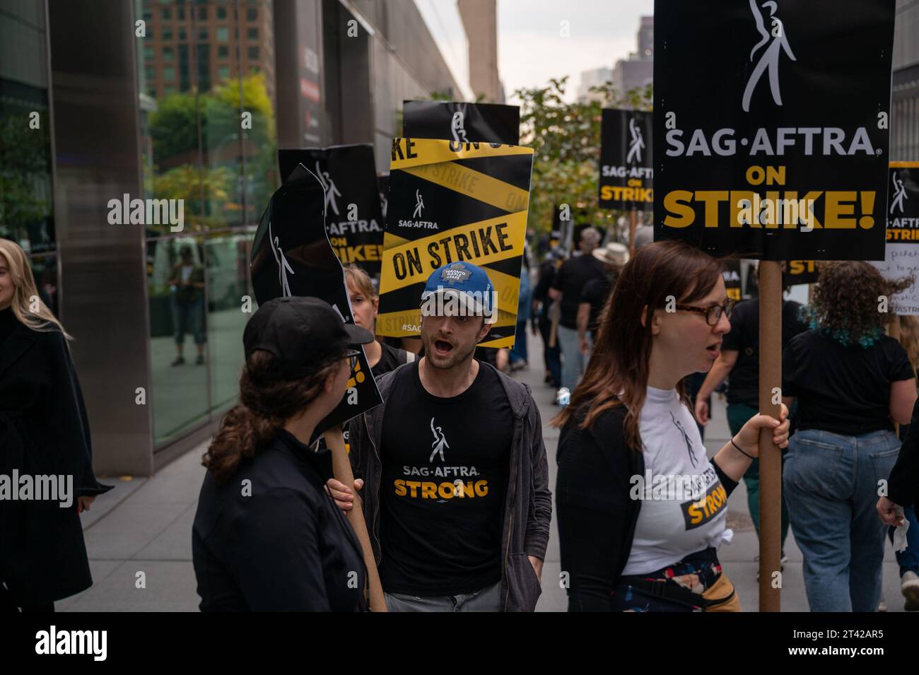 New York, USA. 27th Oct, 2023. Actor Daniel Radcliffe joins fellow ...