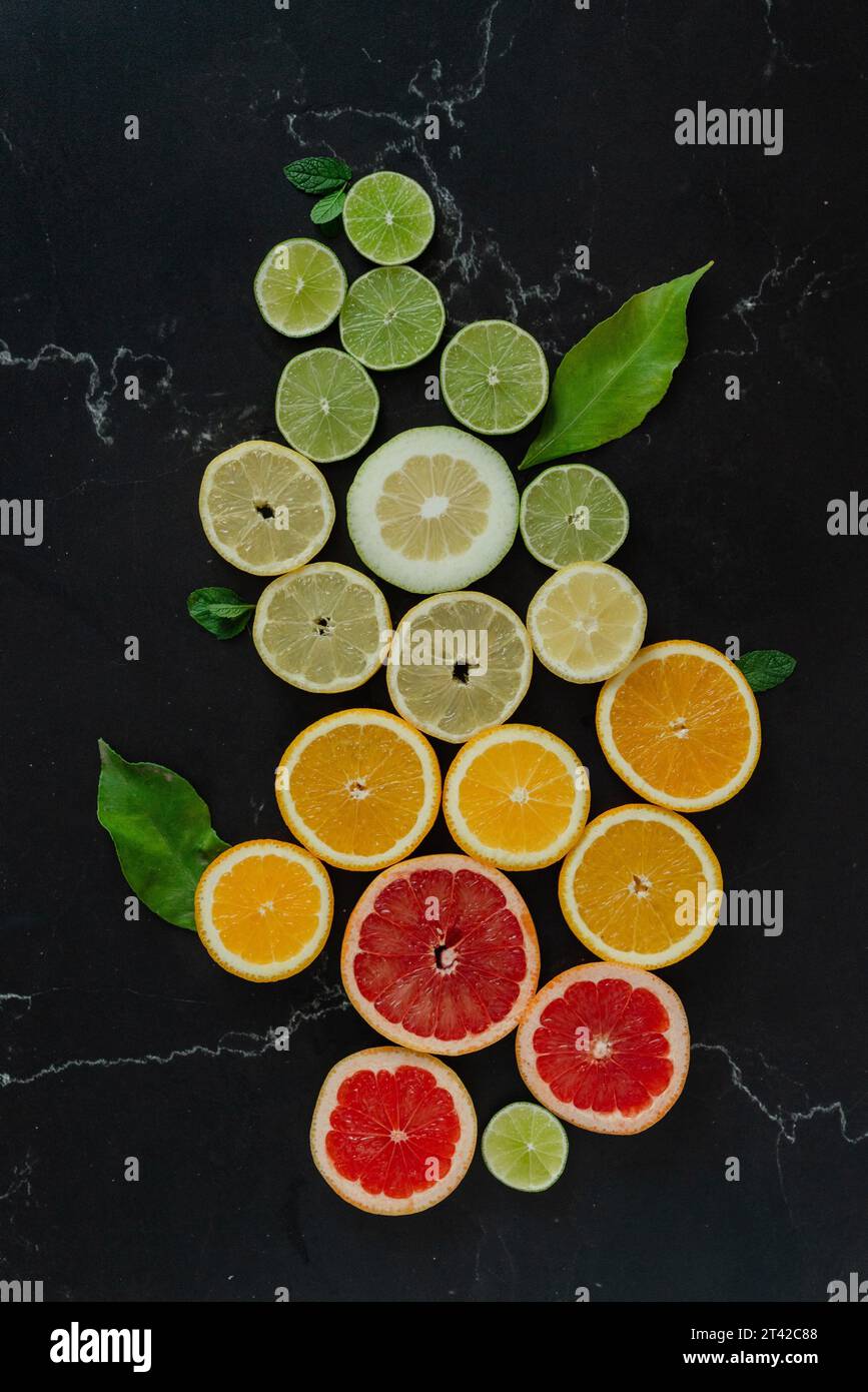 Fruits segmented structure hi-res stock photography and images - Alamy