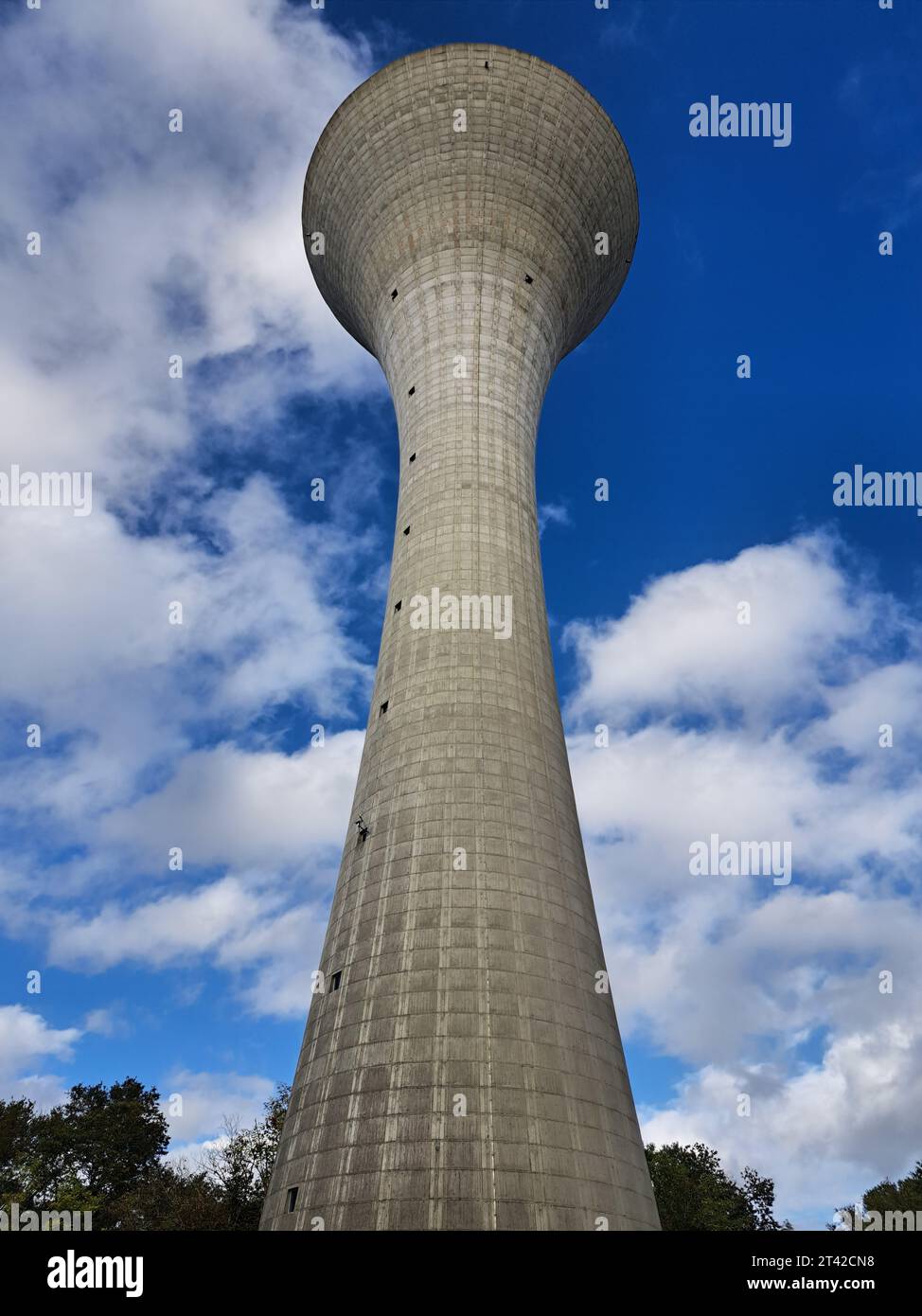 Reinforced concrete walls hi-res stock photography and images - Alamy