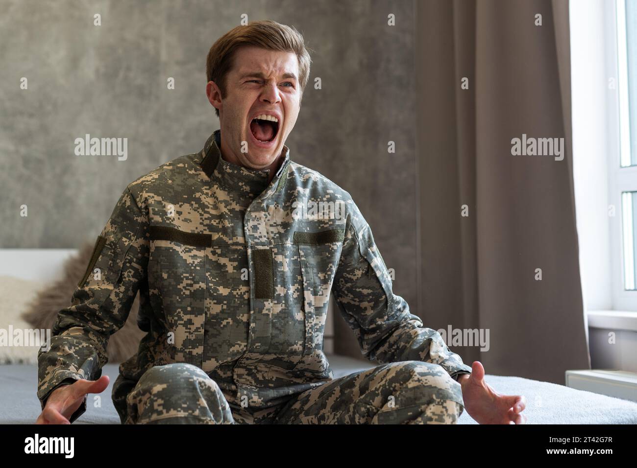 Army aggressive face to face hi-res stock photography and images - Alamy