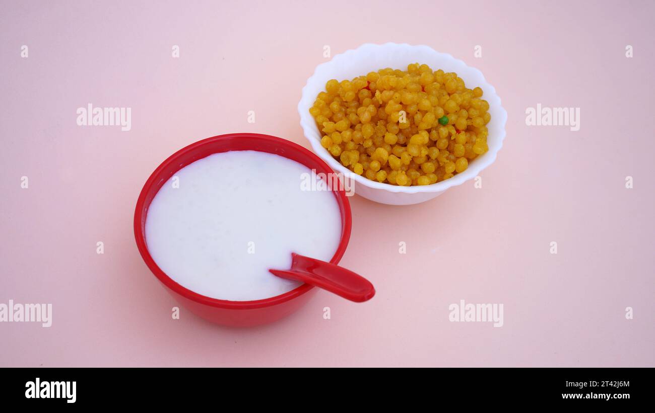 Kheer almonds hi-res stock photography and images - Alamy