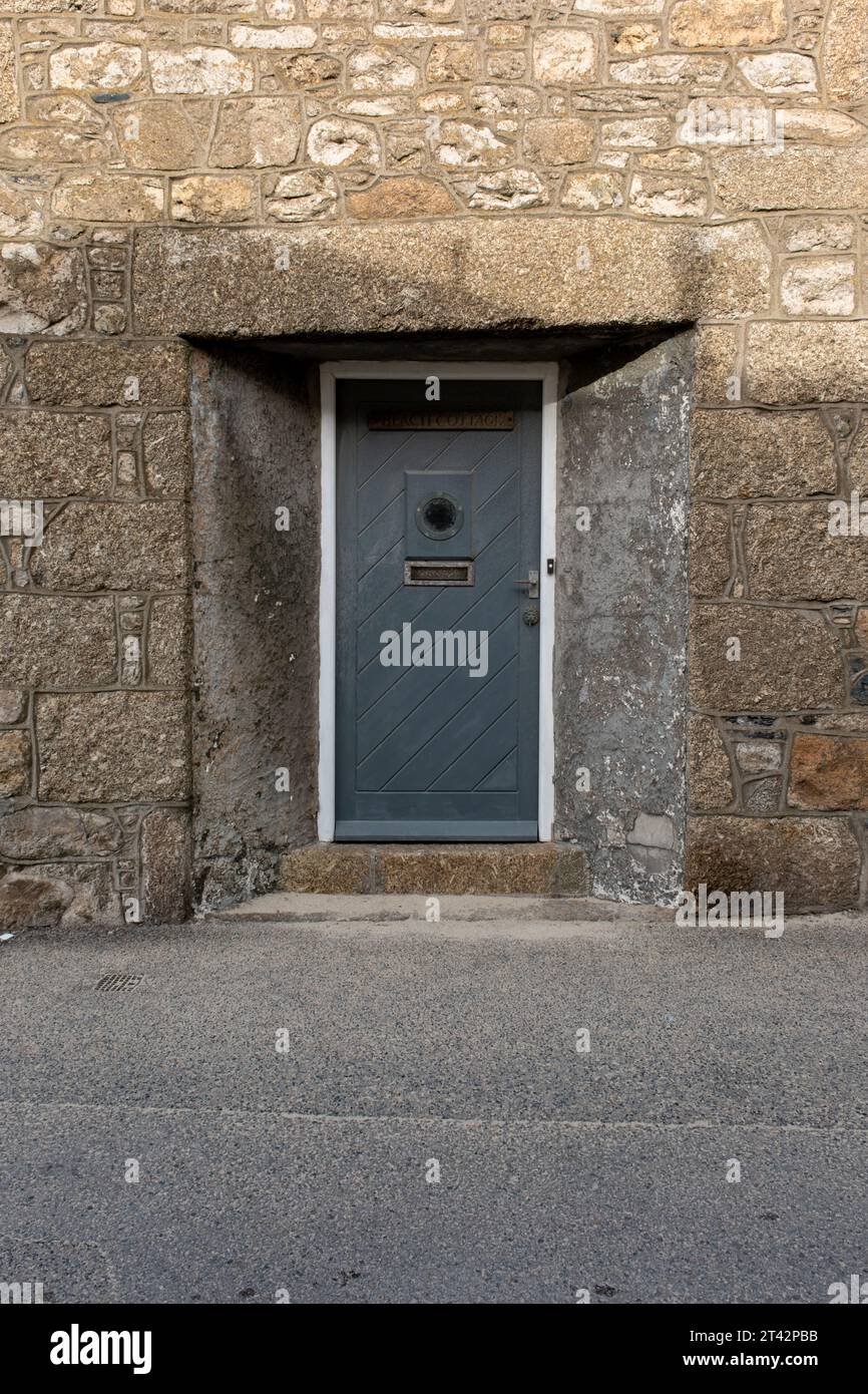 Port hole window hi-res stock photography and images - Alamy