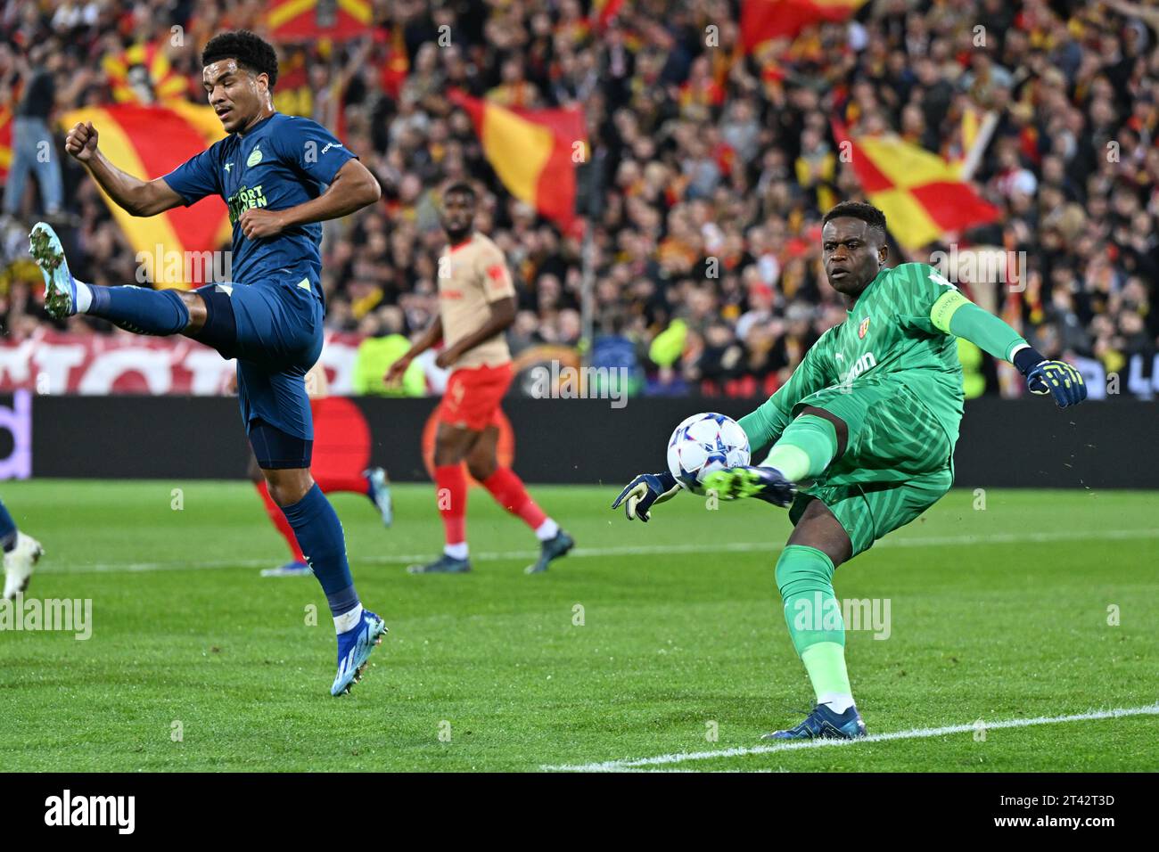 Lens, France. 24th Oct, 2023. Brice Samba (30) of RC Lens pictured in ...