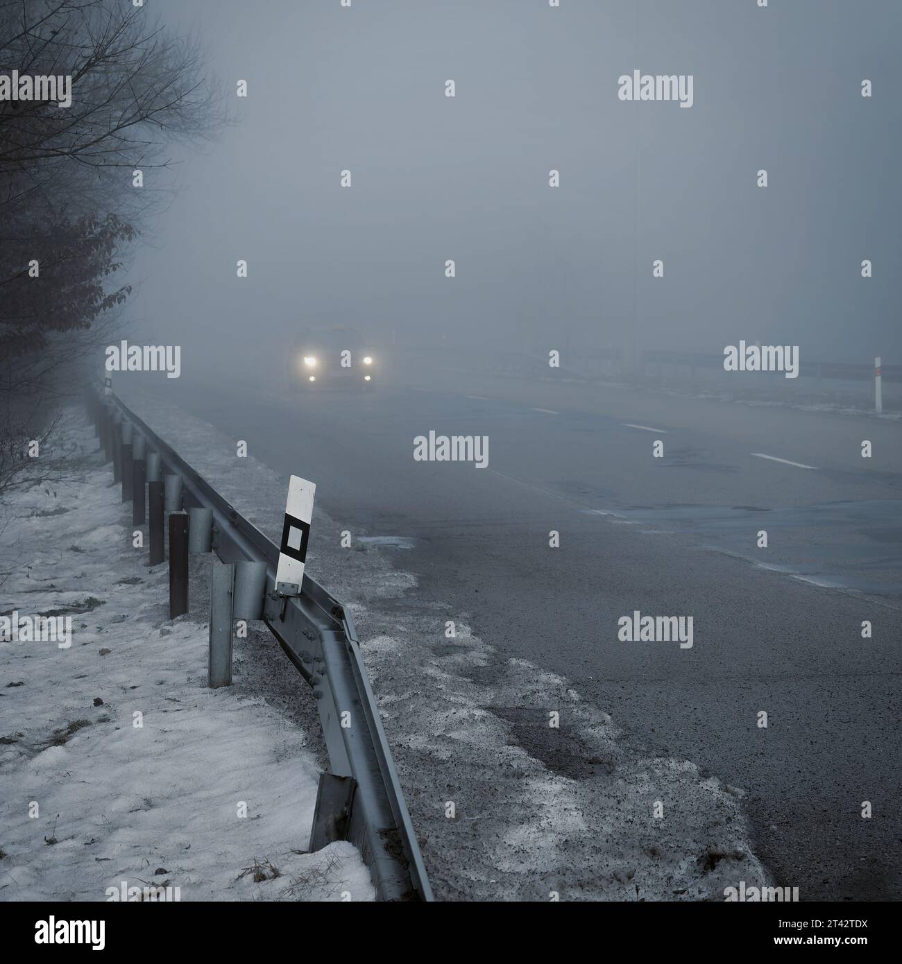 Bad visibility hi-res stock photography and images - Alamy