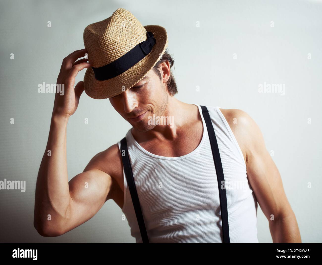 Guy in straw hat hi-res stock photography and images - Alamy