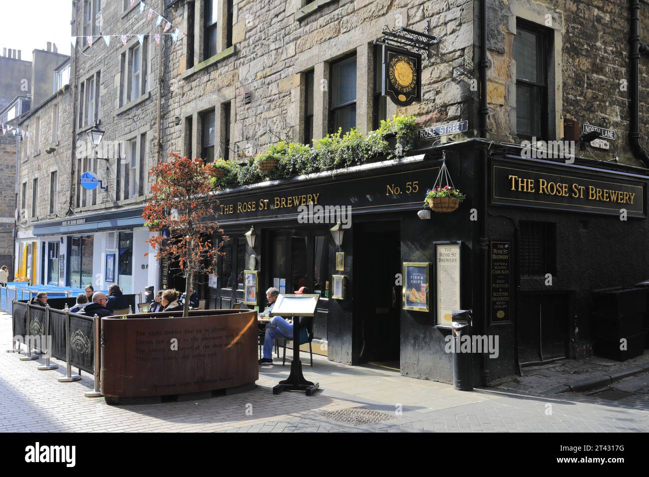 Rose street brewery pub hi-res stock photography and images - Alamy