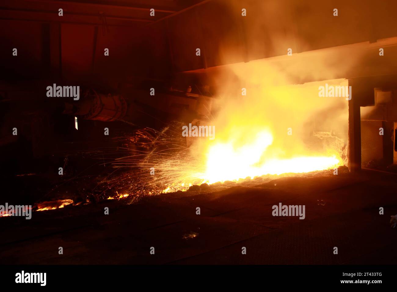 Ironmaking factory hi-res stock photography and images - Alamy