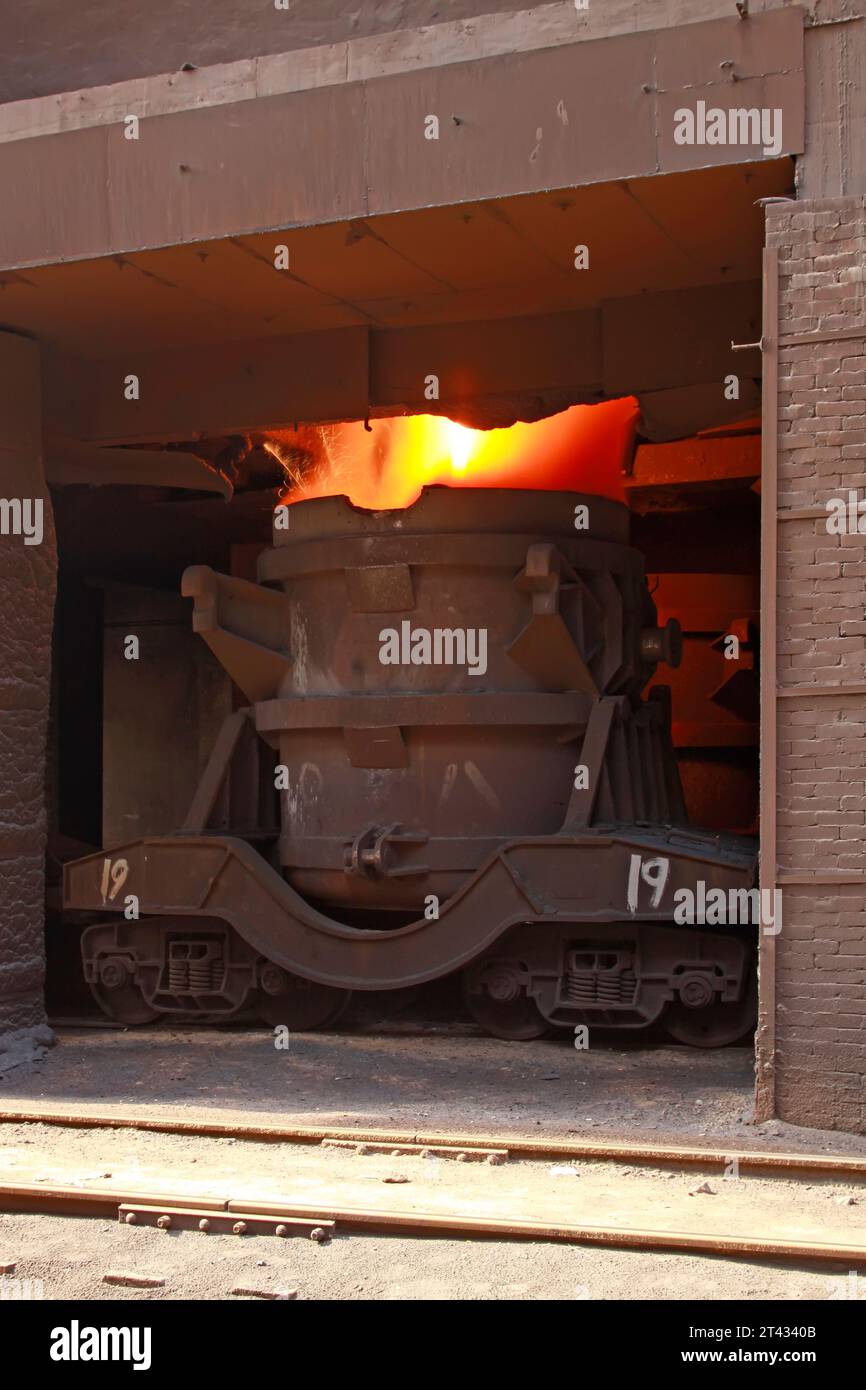 Molten metal train hi-res stock photography and images - Alamy