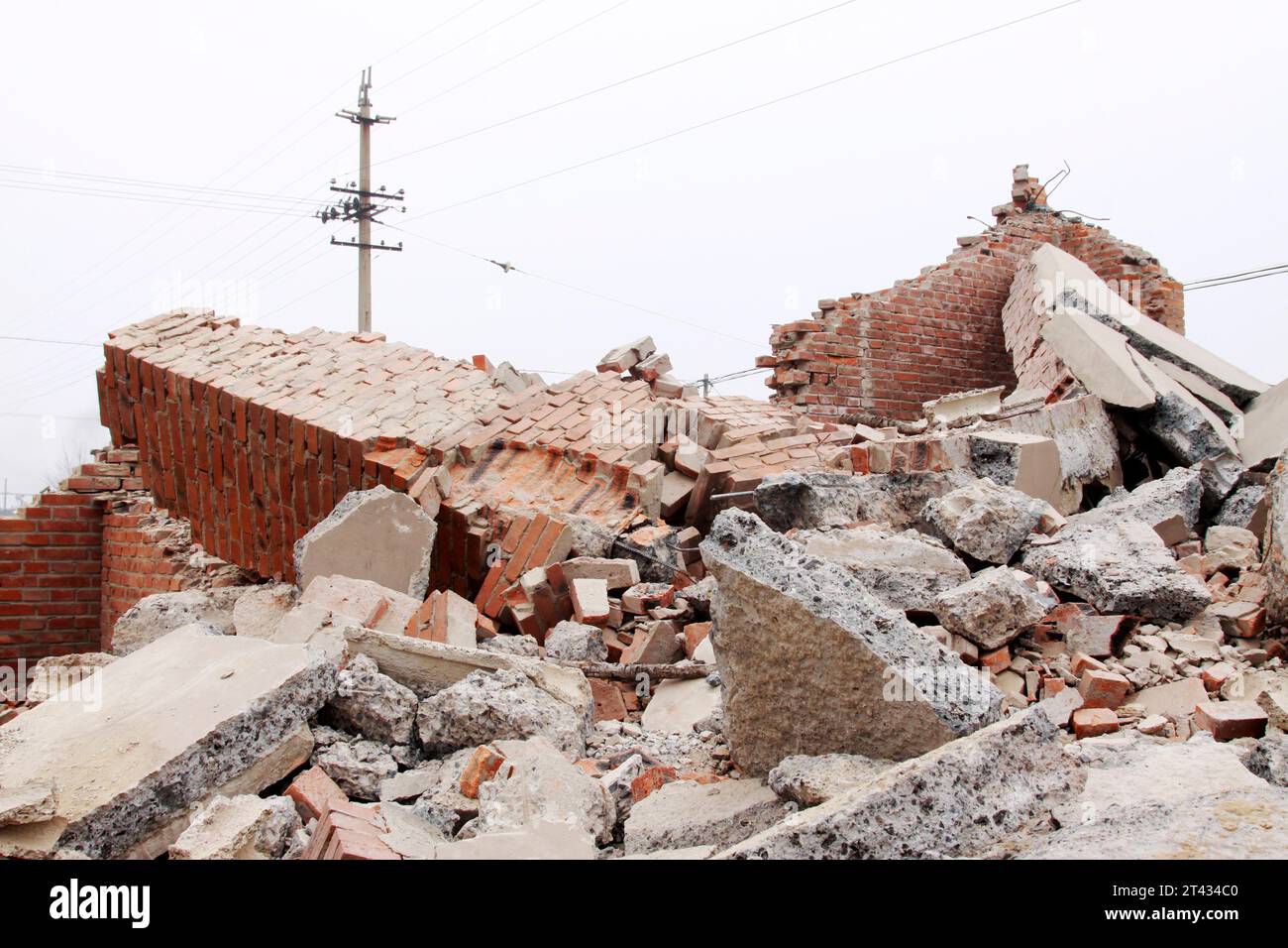 housing demolition materials in the demolition site Stock Photo - Alamy