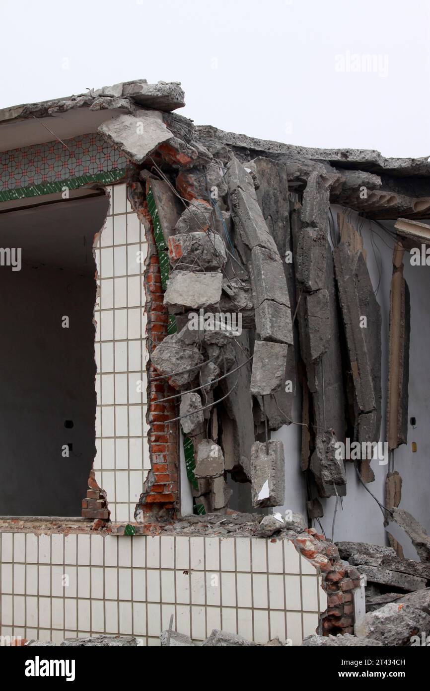 housing demolition materials in the demolition site Stock Photo - Alamy