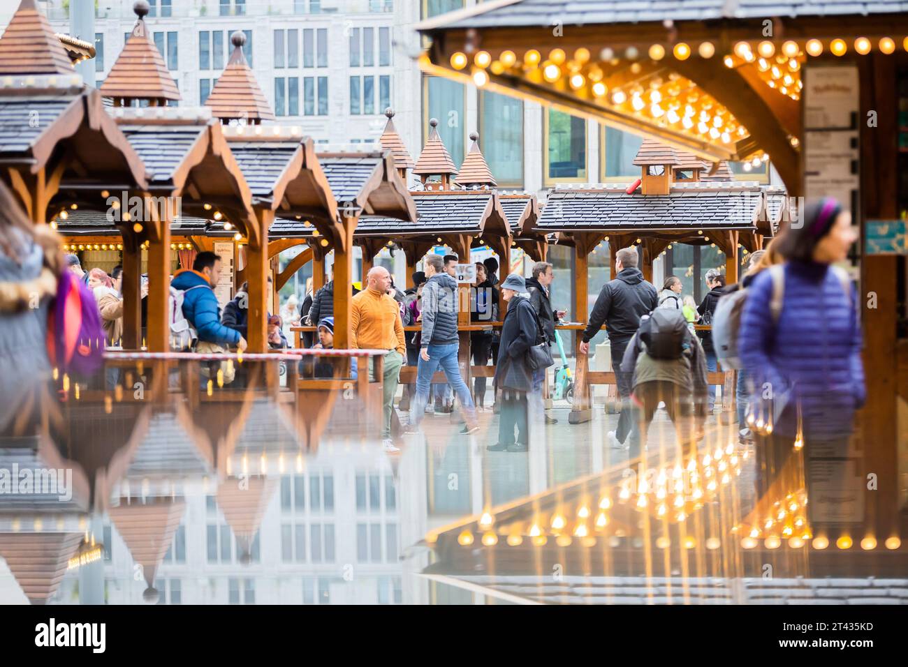 Winter world on potsdamer platz hi-res stock photography and images - Alamy