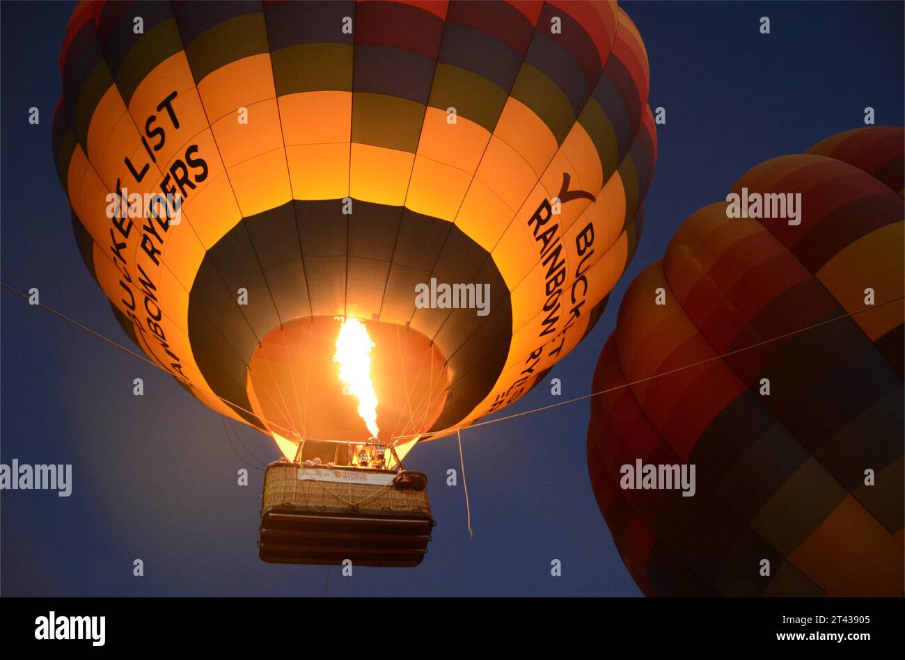 Scottsdale, USA. 27th Oct, 2023. A hot air balloon takes off during the ...