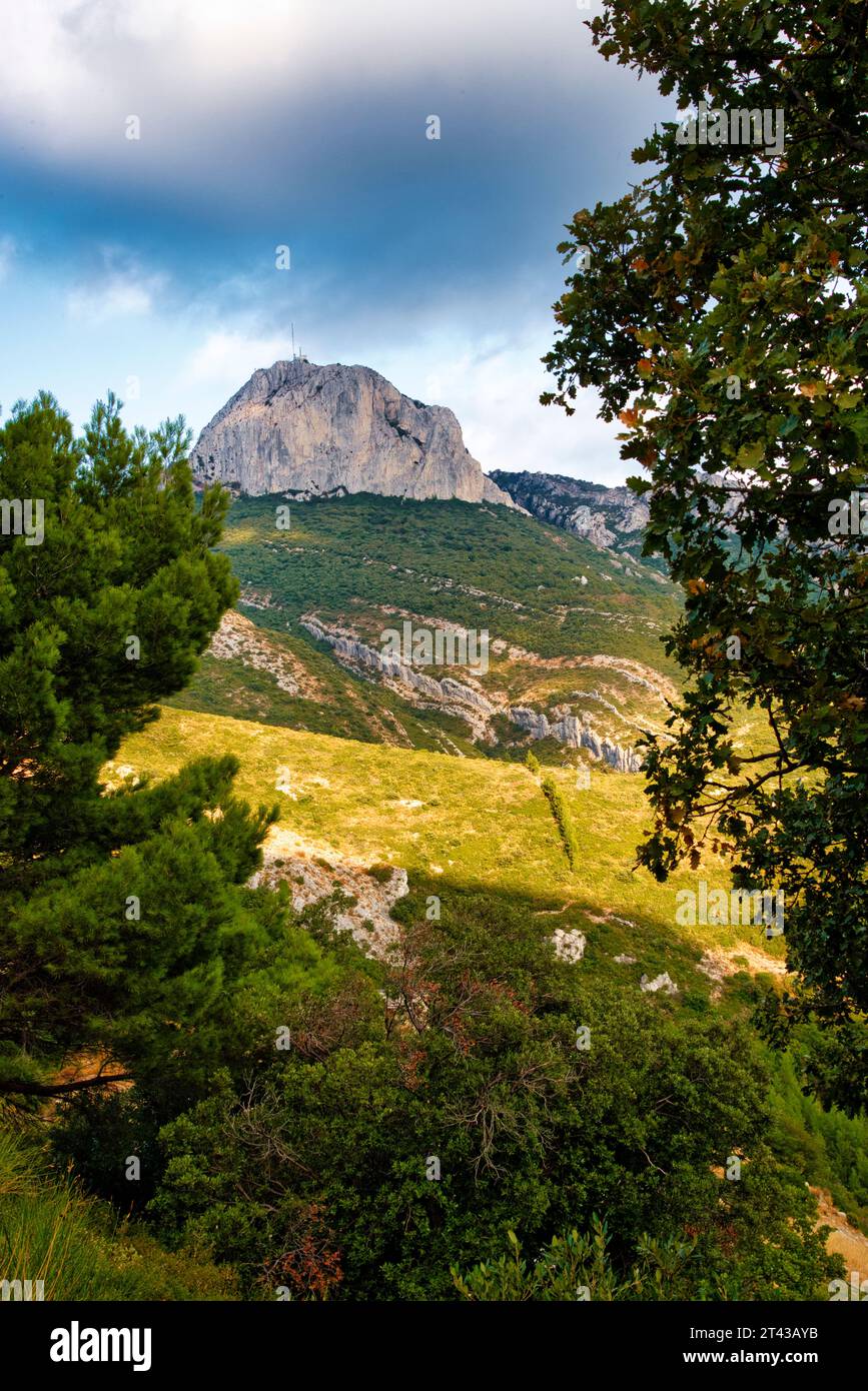 Gemo la poulido hi-res stock photography and images - Alamy