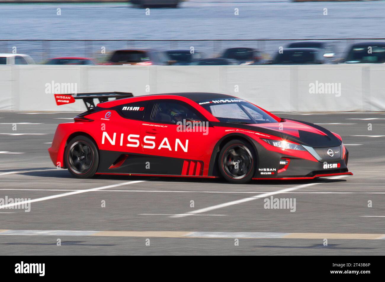 Nissan Leaf Nismo RC auf der Japan Mobility Show 2023 auf dem Messegelände Tokyo Big Sight ...