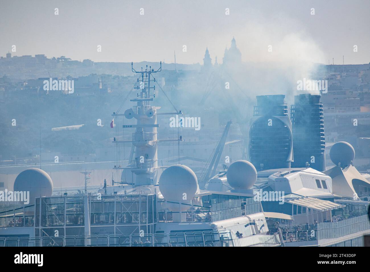 Cruise ship smoke stack hi-res stock photography and images - Alamy