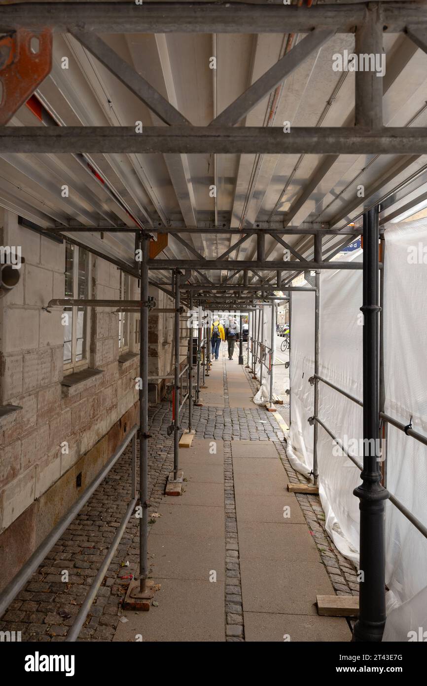 Temporary passage for construction works in copenhagen Stock Photo - Alamy