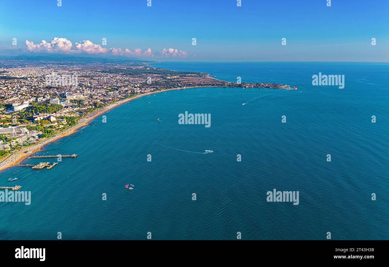 Aerial side view residential building hi-res stock photography and ...