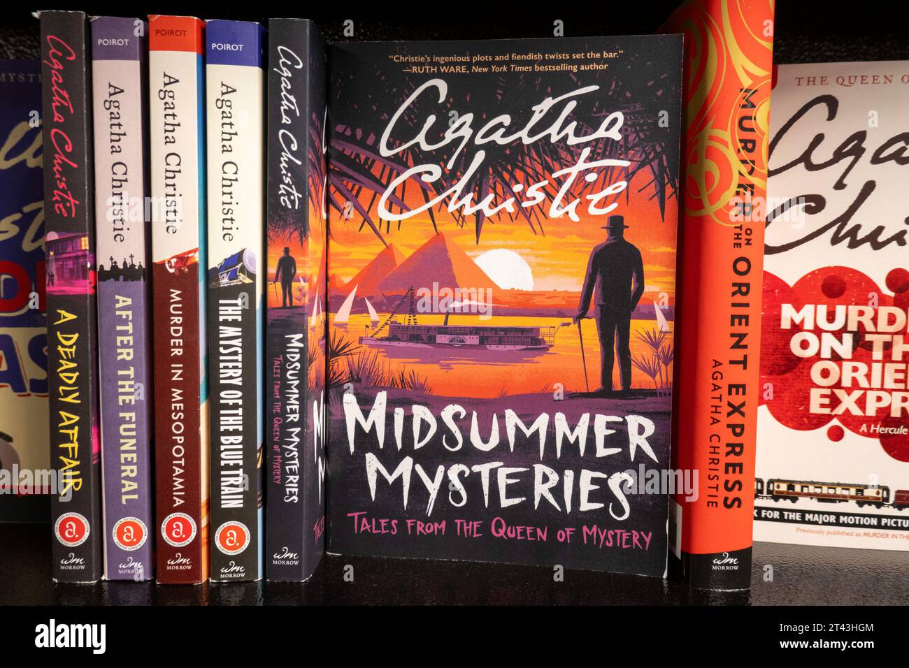 Barnes & Noble Booksellers on Fifth Avenue in New York City has a wide ...