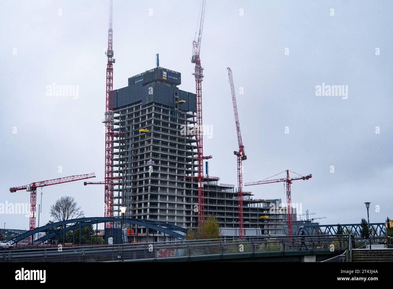 Elbtower in Hamburg - Baustopp im Oktober 2023 Medien berichten über die Einstellung der ...