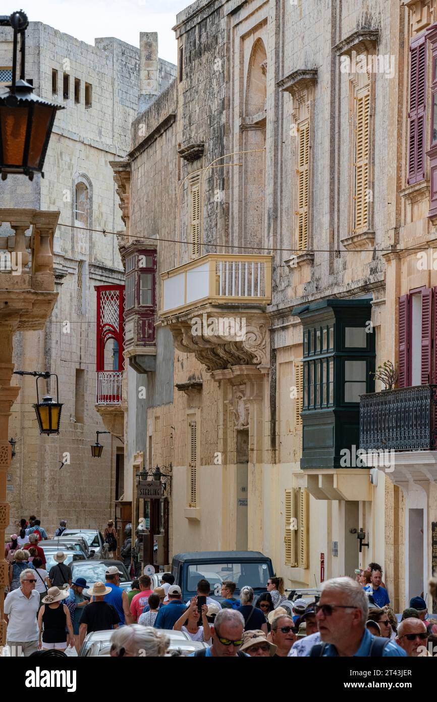 Maltese alleyways hi-res stock photography and images - Alamy