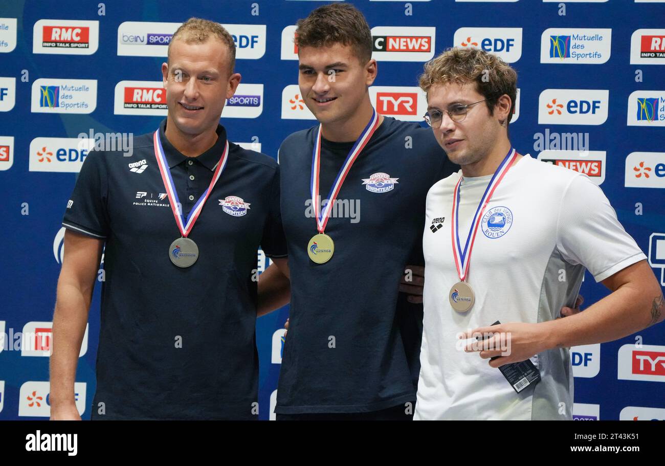 Silver and logan fontaine of france hi-res stock photography and images ...