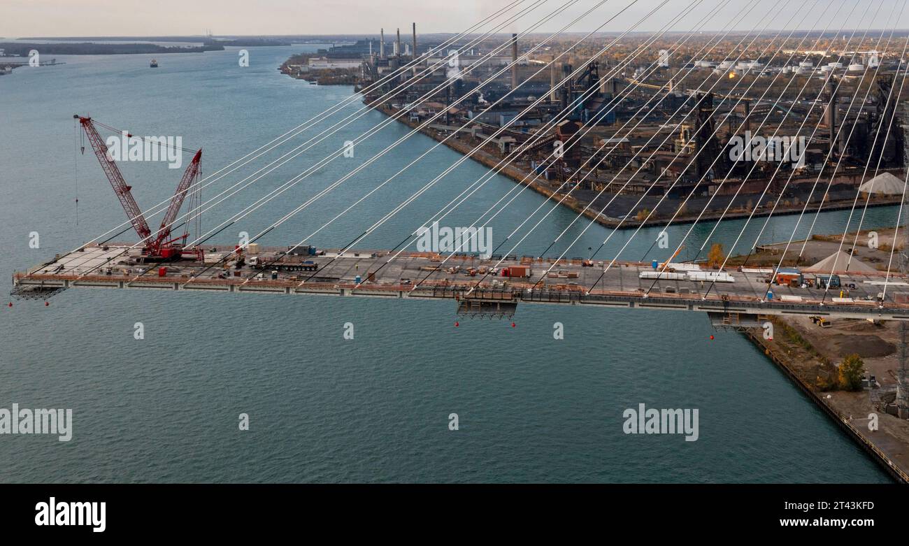 Detroit, Michigan, USA. 27th Oct, 2023. Construction of the Gordie Howe ...