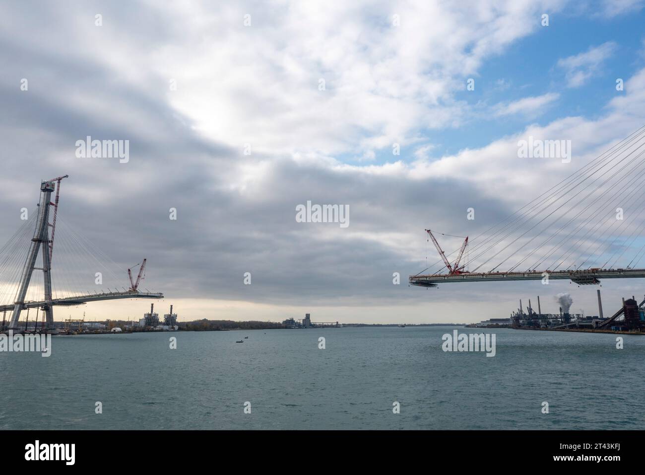 Gordie howe bridge hi-res stock photography and images - Alamy