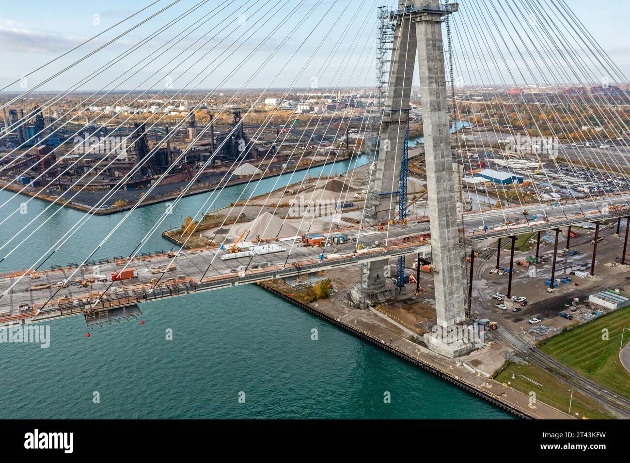 Detroit, Michigan, USA. 27th Oct, 2023. Construction of the Gordie Howe ...