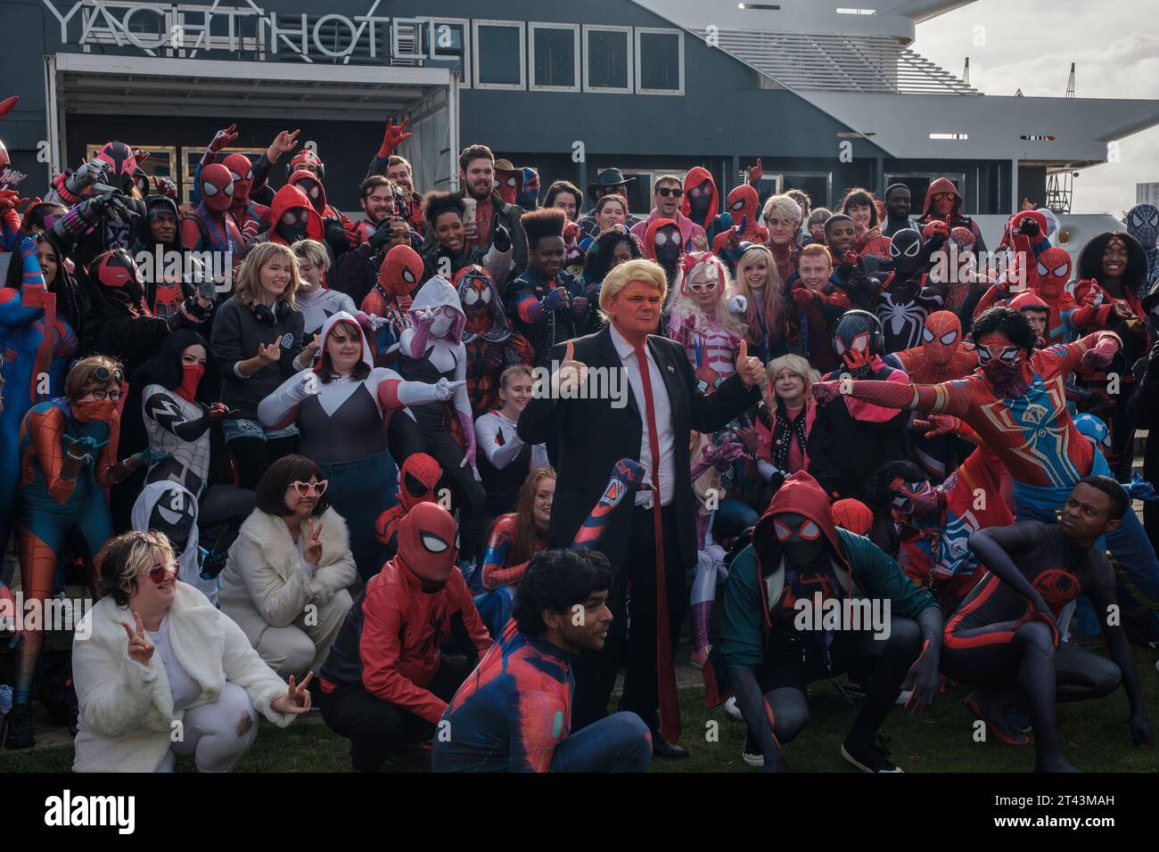 Comic book, anime, and video games fans return to London Excel Centre ...