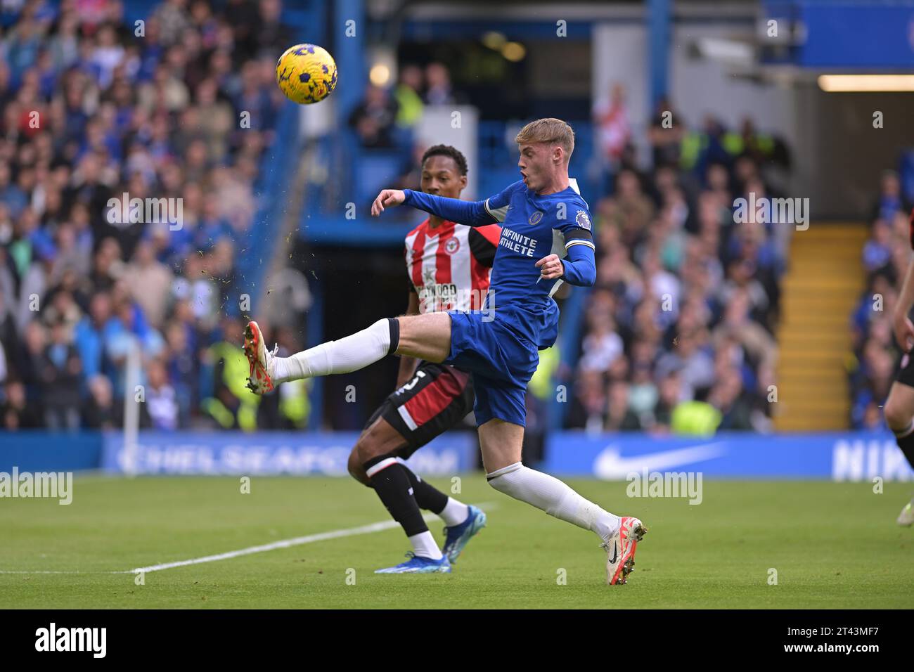 London, UK. 28th Oct, 2023. Cole Palmer of Chelsea during the Chelsea ...