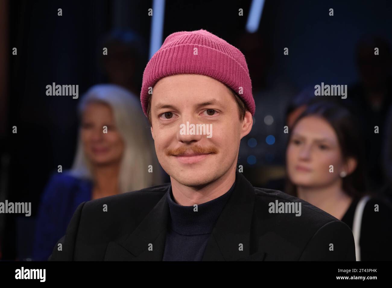 Merlin Sandmeyer zu Gast in der NDR Talk Show, Fototermin am 27.10.2023 ...