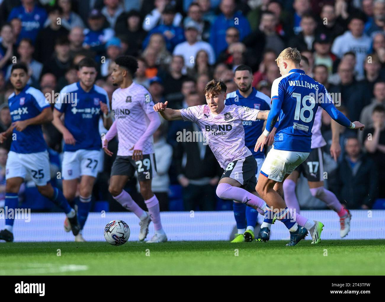 Luke Cundle #28 of Plymouth Argyle in action during the Sky Bet ...