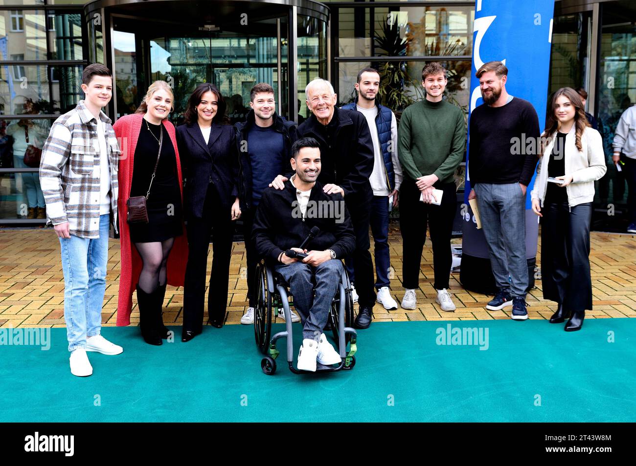 Max Bär, Christina Petersen, Leslie Vanessa Lill, Jascha Rust, Tan ...