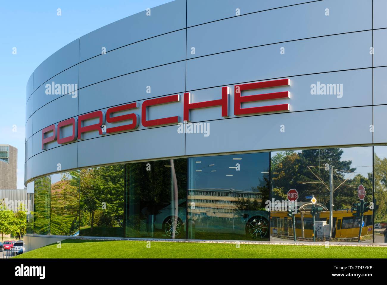 Porsche, Writing at the Porsche center Essen Stock Photo - Alamy