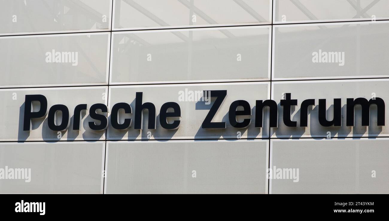 Porsche, Writing at the Porsche center Essen Stock Photo - Alamy