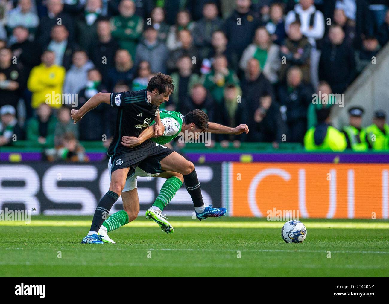 Joe newell of hibernian hi-res stock photography and images - Alamy
