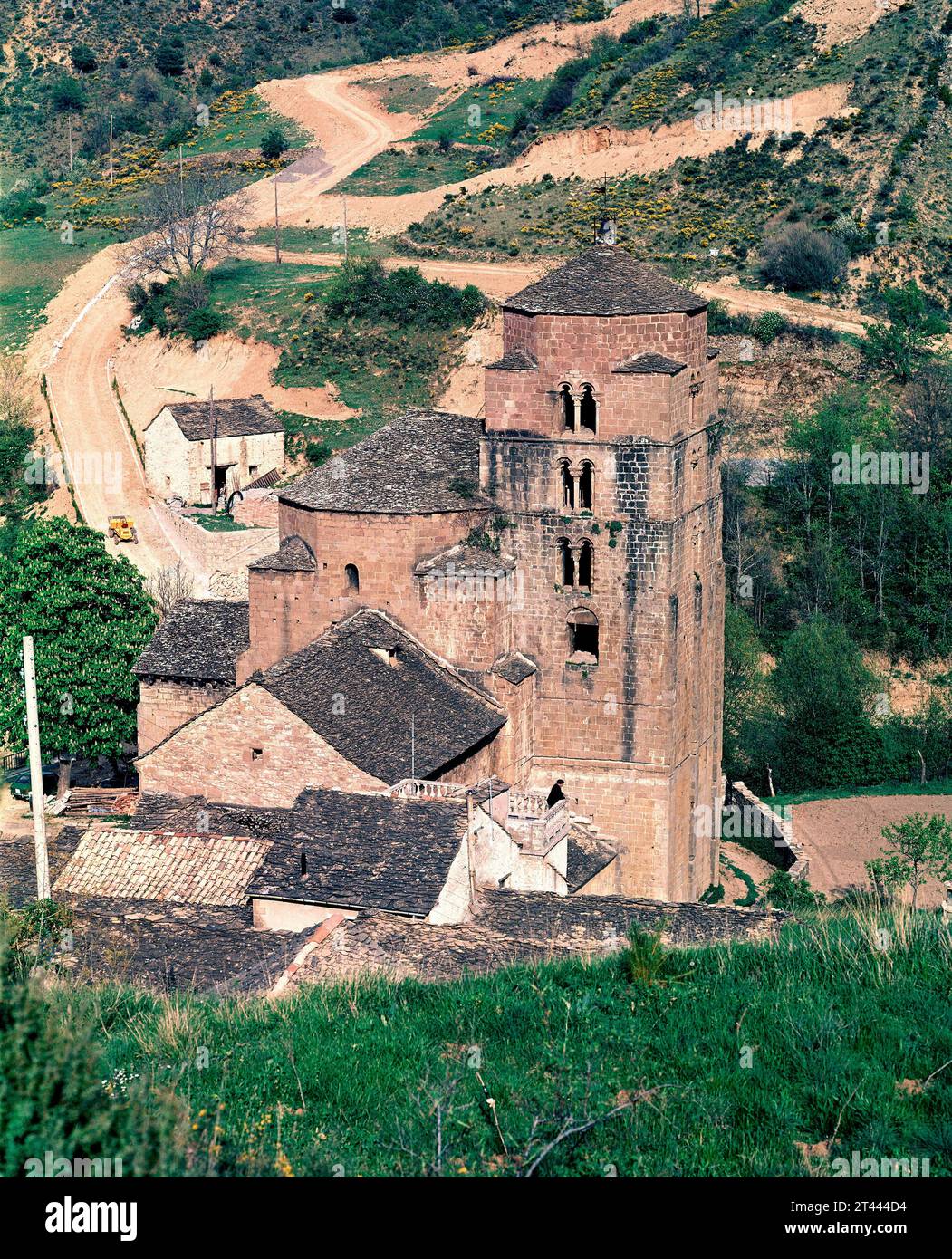 IGLESIA DEL MONASTERIO DE SANTA CRUZ DE LA SEROS - ROMANICO ARAGONES ...