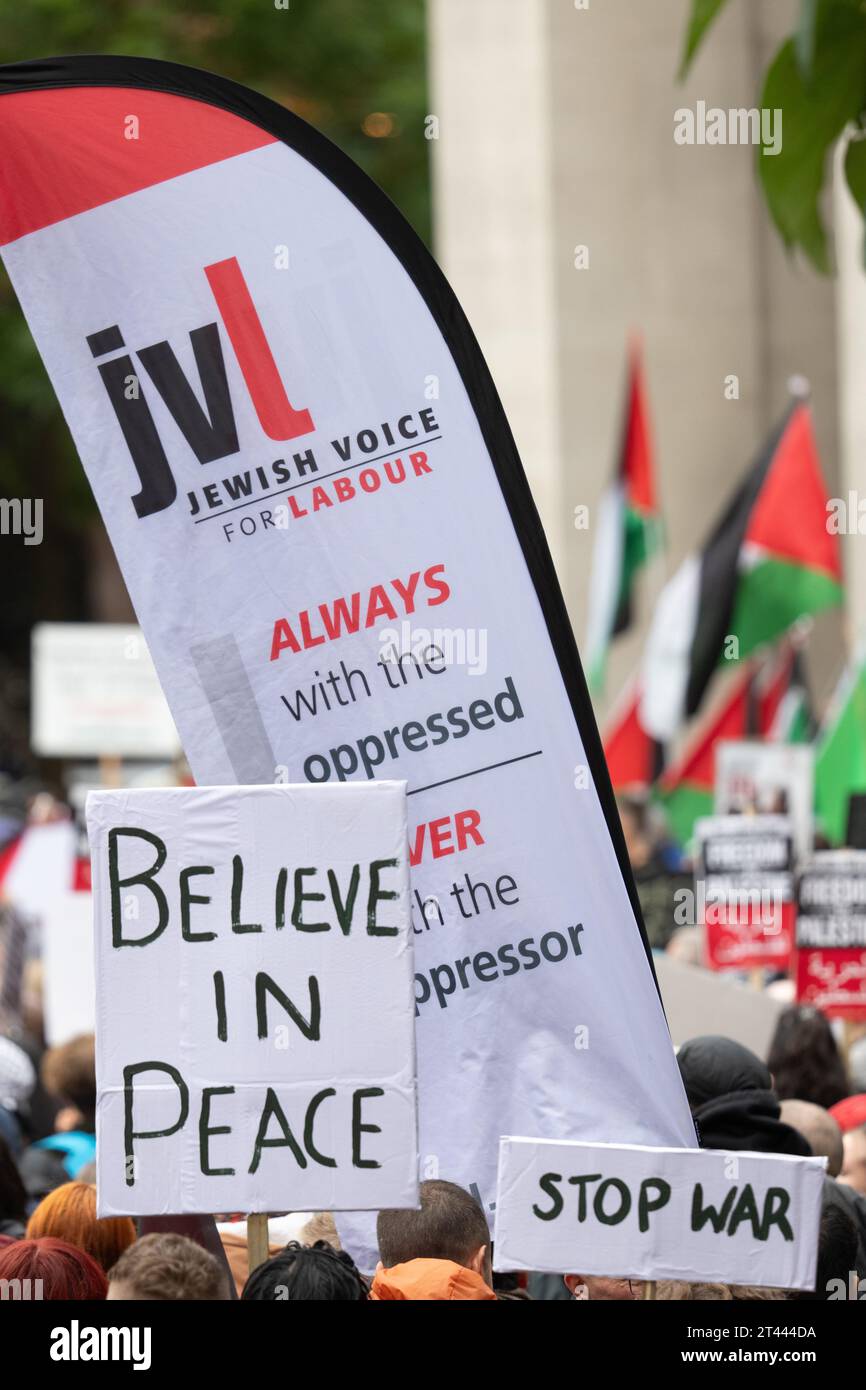 Jewish support for palestinians hi-res stock photography and images - Alamy