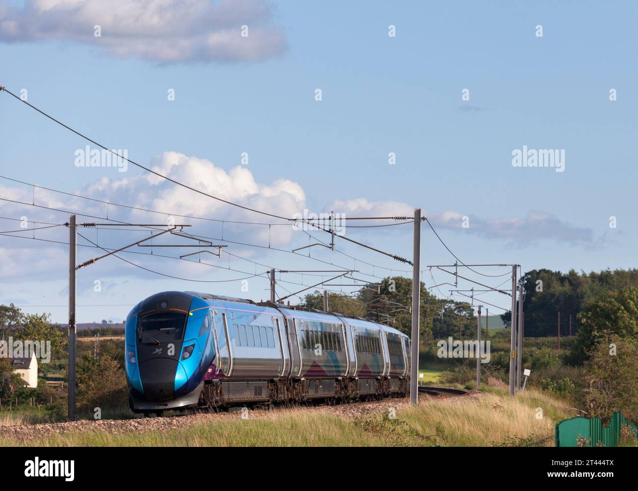 First Transpennine Express class 802 Hitachi AT300 bi mode train in ...