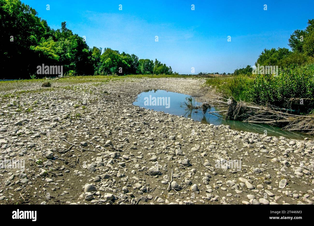 Dry river in the south of France Stock Photo - Alamy