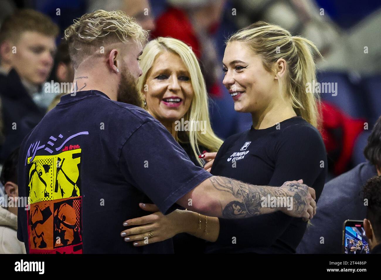 HEERENVEEN - Jake Paul, mother Monique Leerdam, Jutta Leerdam (lr ...