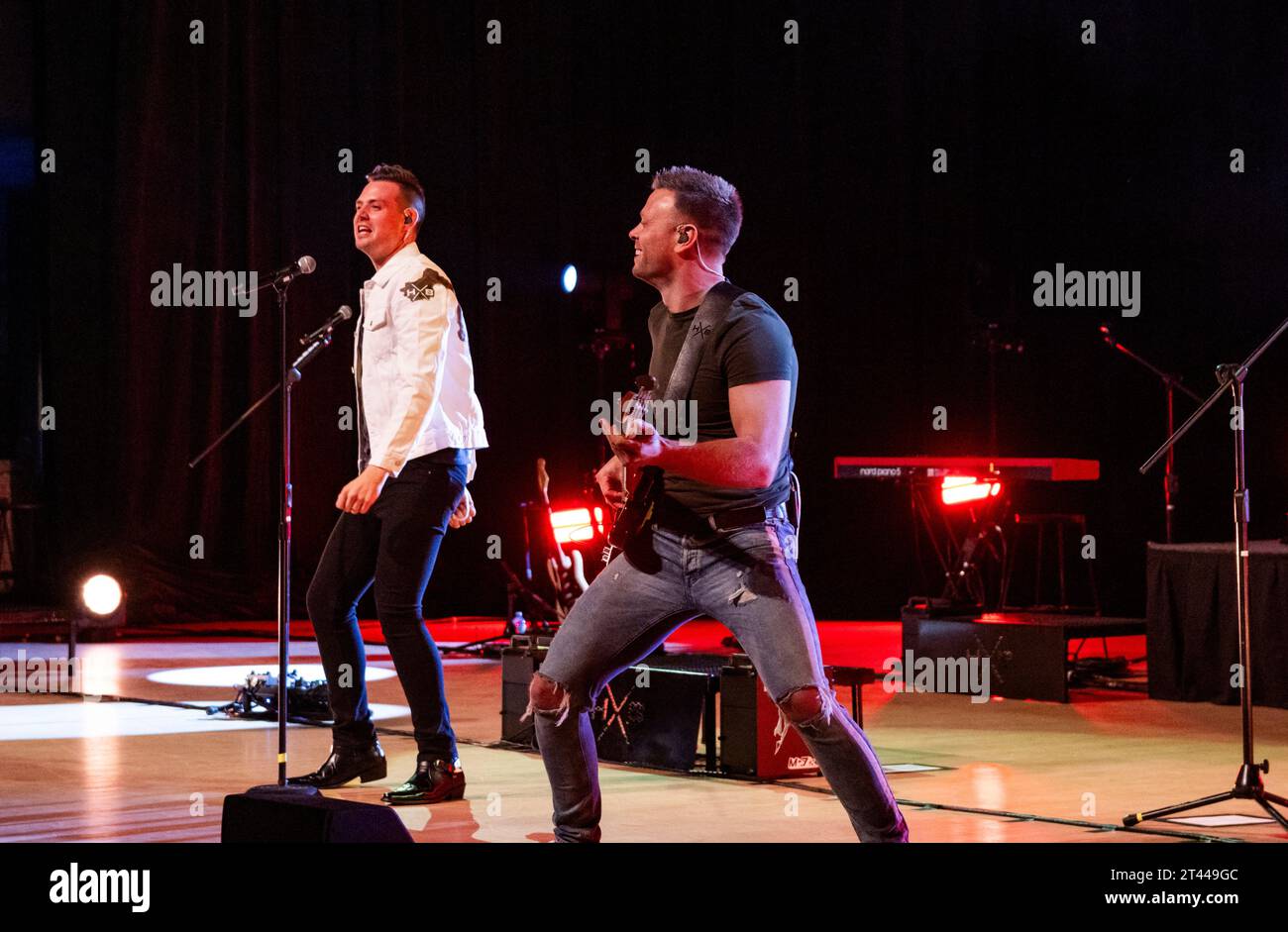 Edmonton, Canada. 26th Oct, 2023. ( L to R) Ty Hunter and Luke Hunter ...