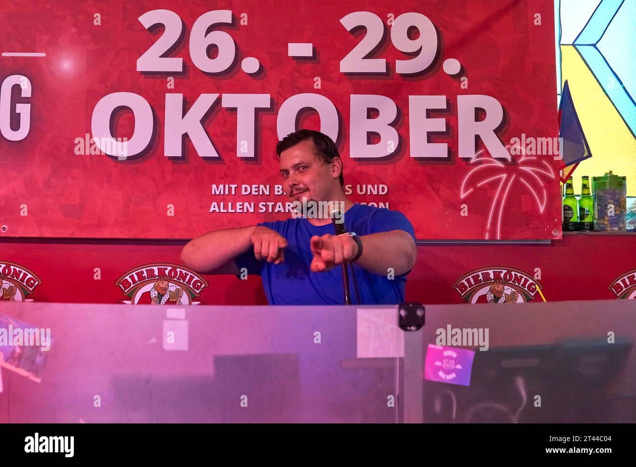 DJ Cashi/Steve Carstensen beim Mallorca Saison-Closing 2023 im ...