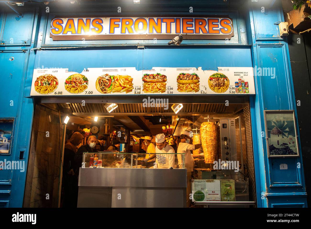 A snack shop at Paris France Stock Photo - Alamy