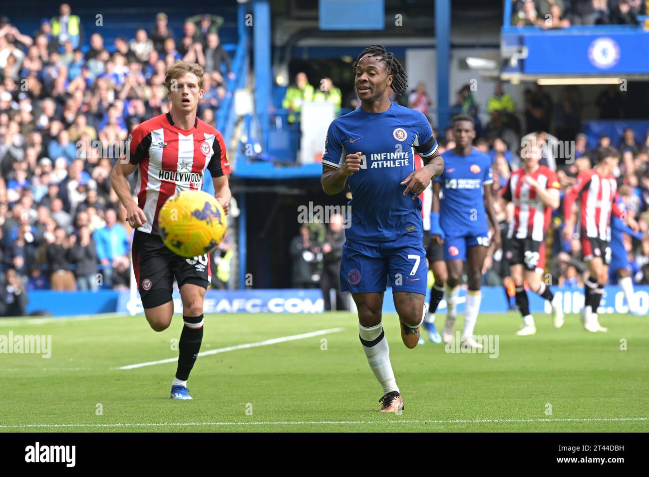 Raheem sterling chelsea hi-res stock photography and images - Alamy