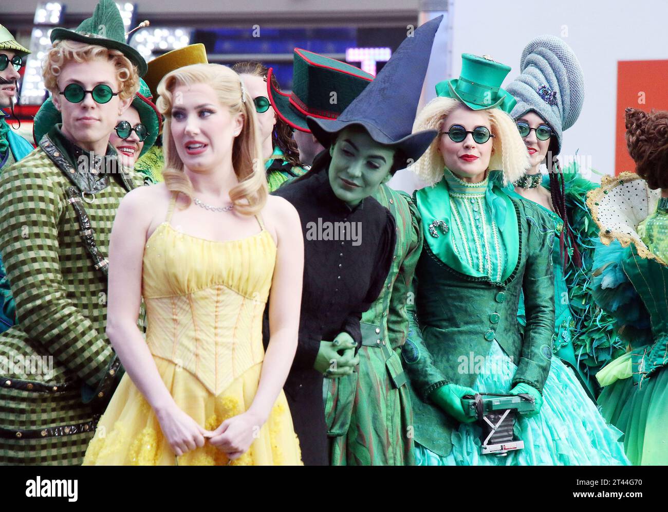 New York, NY, USA. 27th Oct, 2023. Alyssa Fox and McKenzie Kurtz and ...