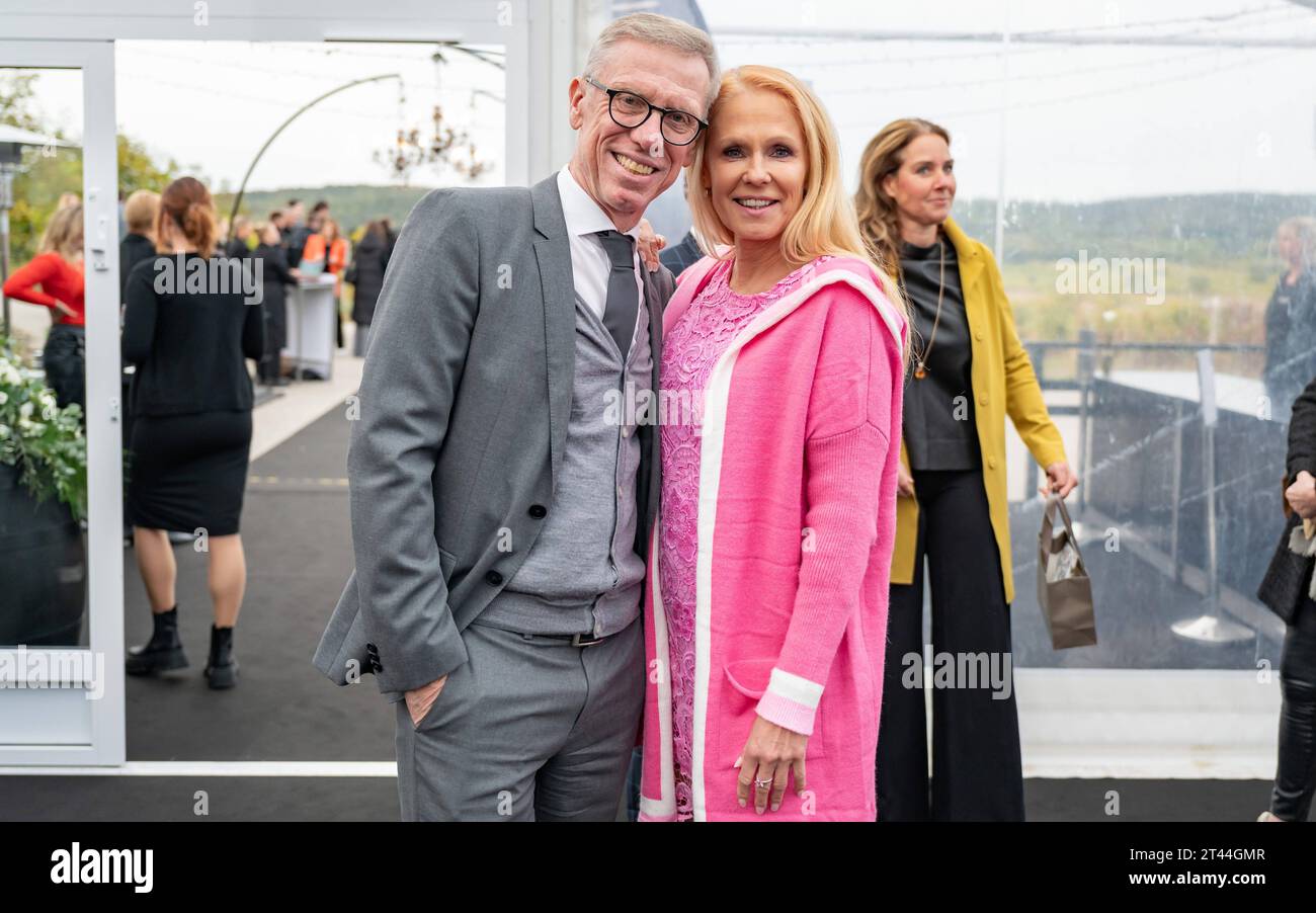 20231017 Star-Winzer Leo Hillinger laedt zum 33. Jubilaeum WIEN ...