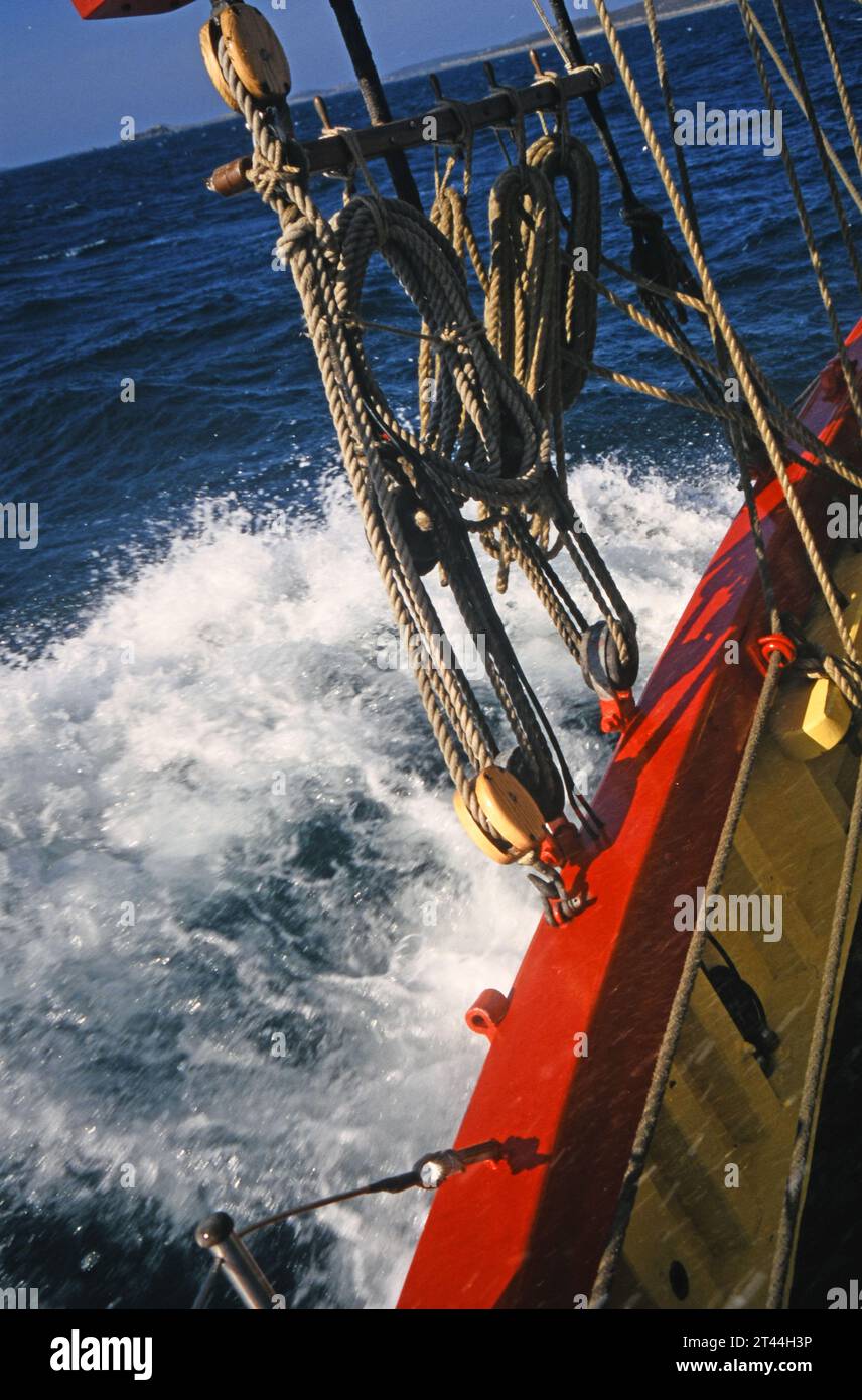 Sailing on Pettifox, a replica French crabber the last sailing boat ...