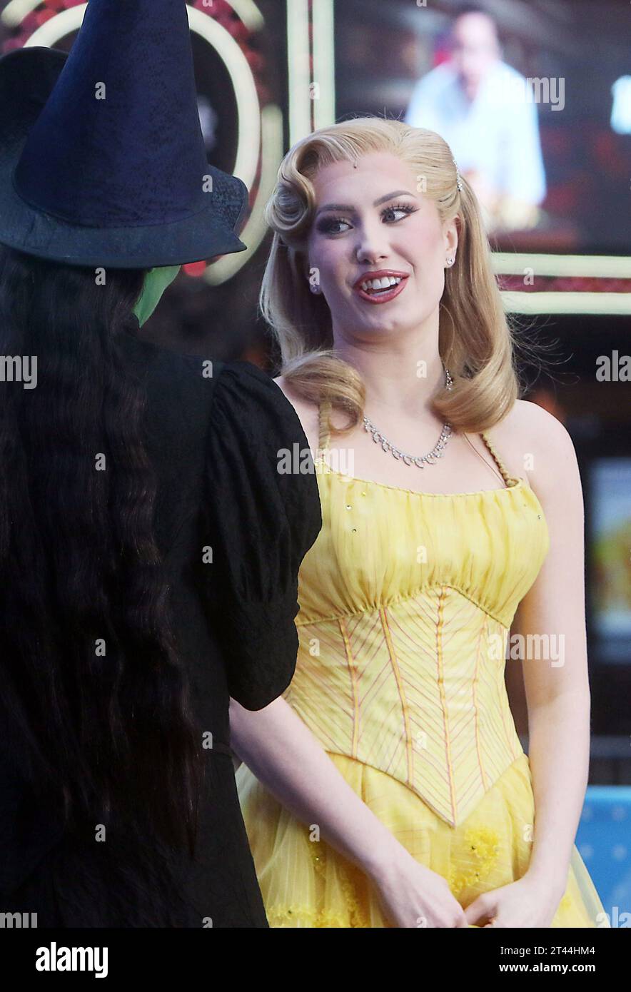 Good morning america cast hi-res stock photography and images - Alamy
